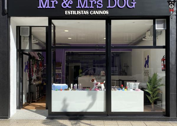 Mr & Mrs DOG
